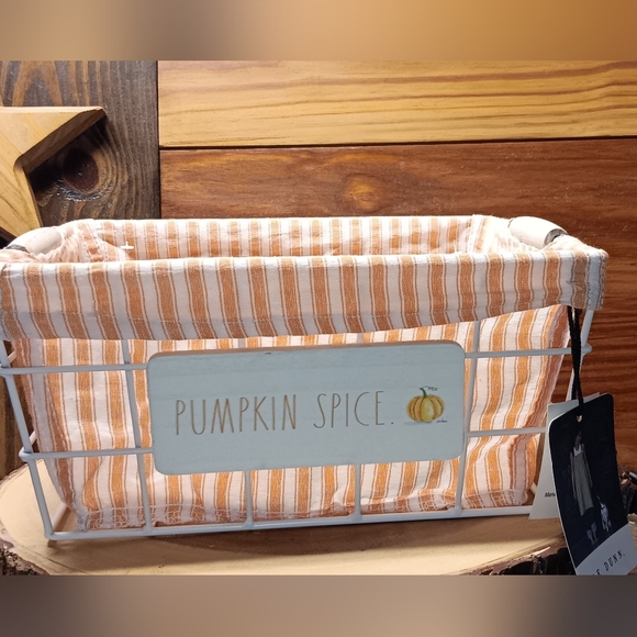 Rae Dunn | Holiday | Rae Dunn Pumpkin Spice Metal Basket With Orange ...